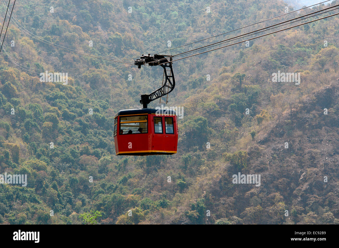 Parwanoo ropeway hi-res stock photography and images - Alamy