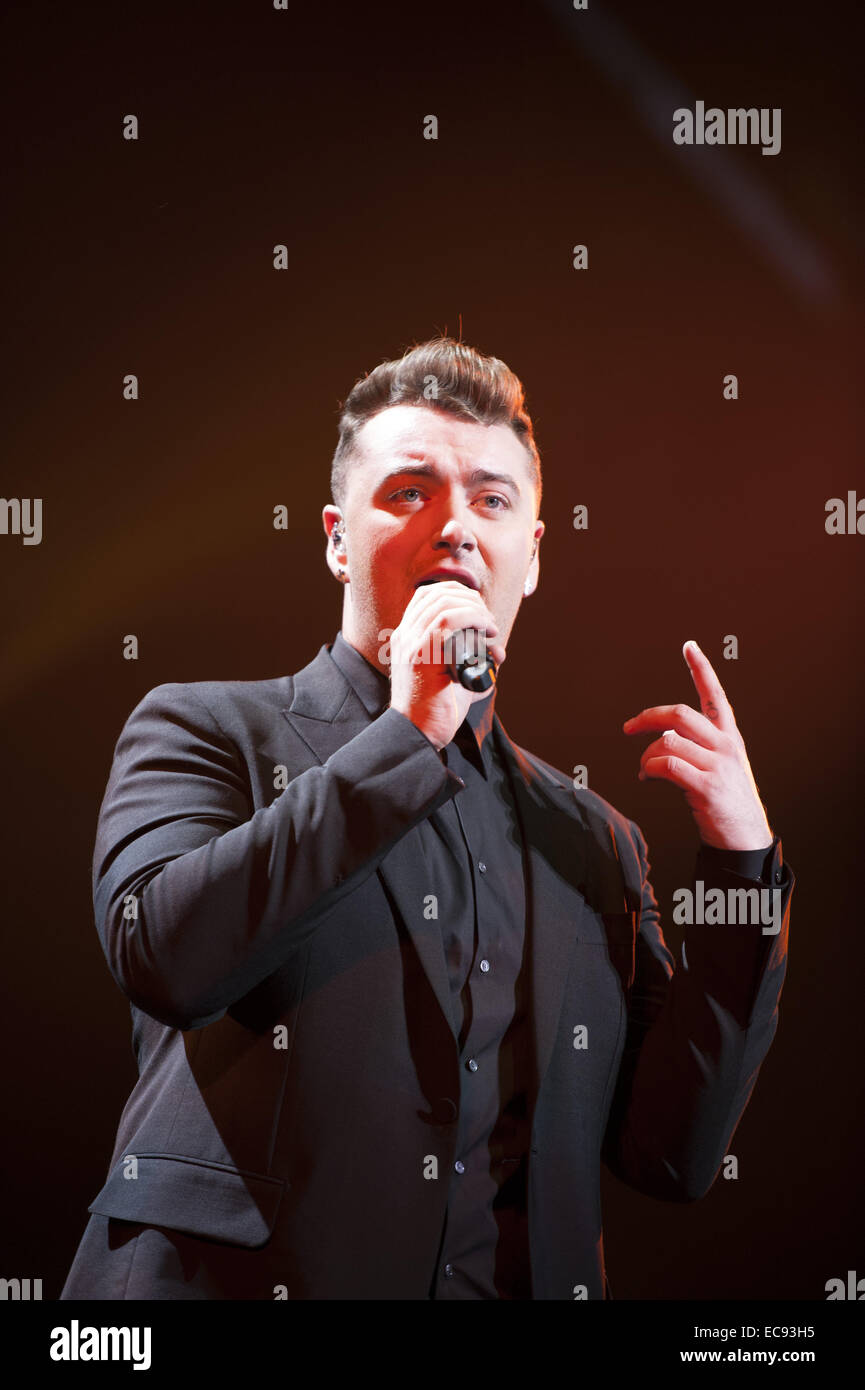 Sam smith singer grammy hi-res stock photography and images - Alamy
