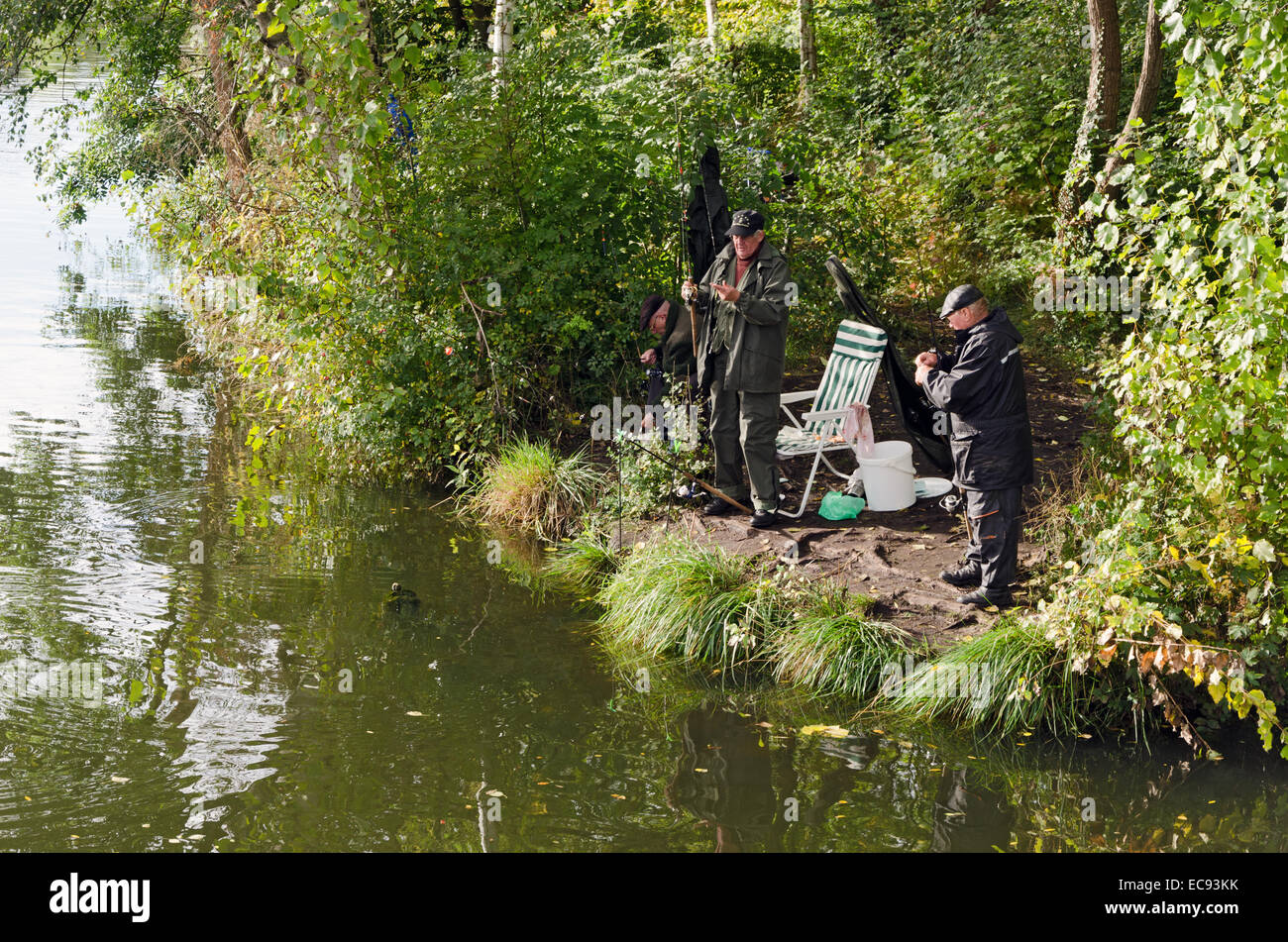 Three old men fishing hi-res stock photography and images - Alamy