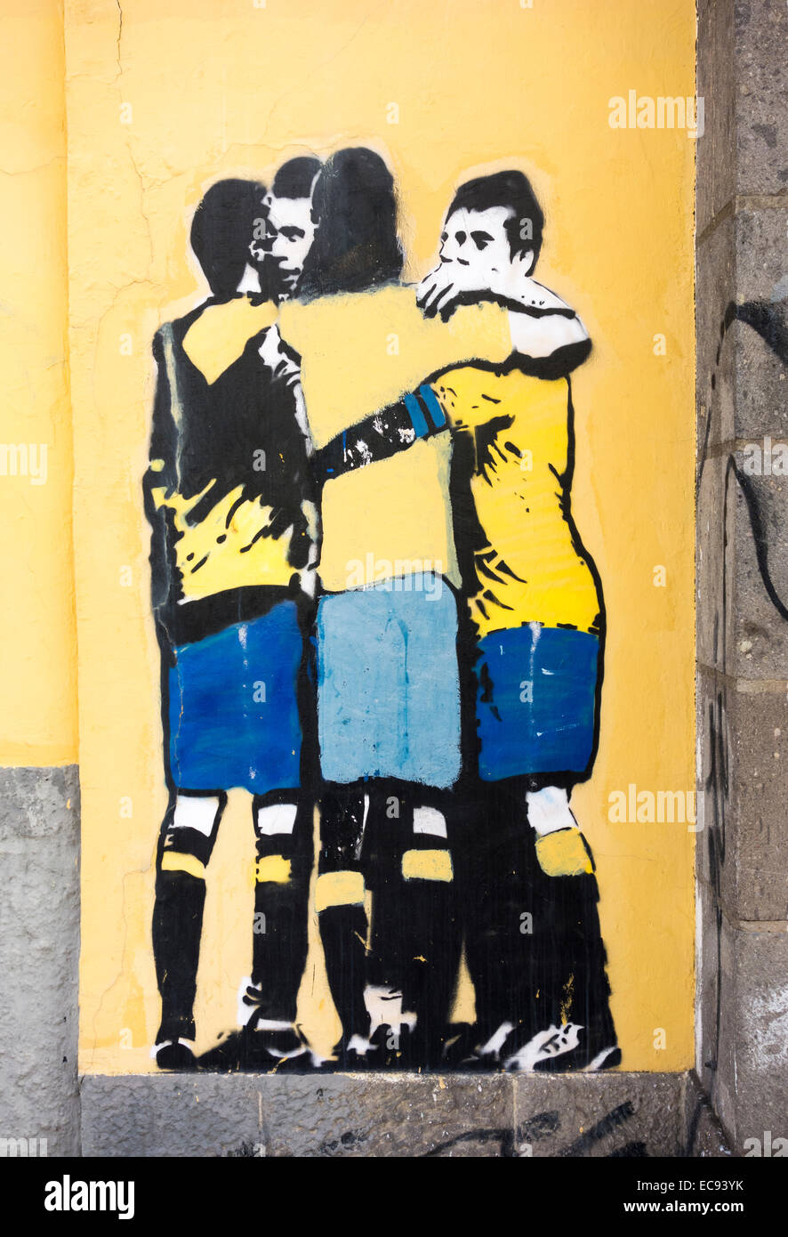 Football graffiti hi-res stock photography and images - Alamy