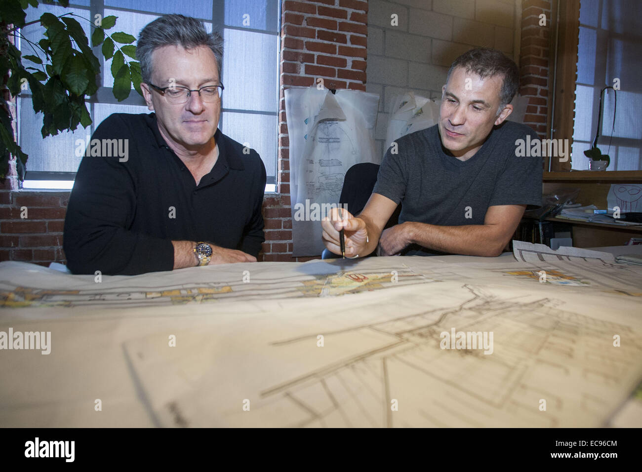 Los Angeles, California, USA. 25th Nov, 2014. Mike Ellis, left ...