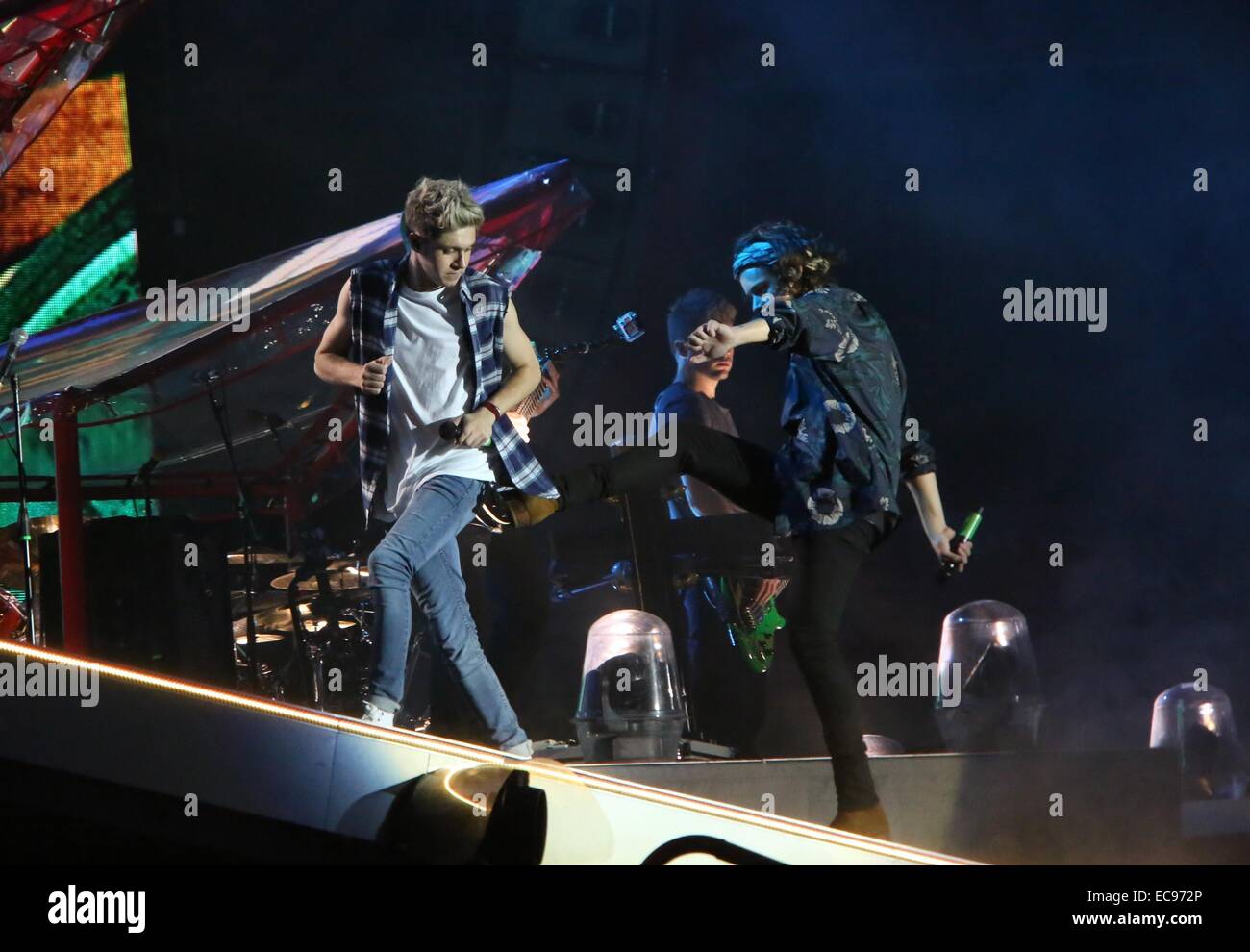 One Direction play their second night at Wembley Arena Featuring: Harry ...