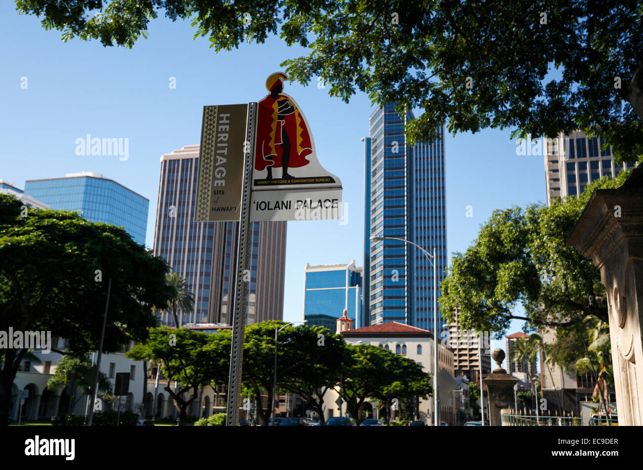 Honolulu, Hawaii, USA. 7th Dec, 2014. Iolani Palace street sign in ...