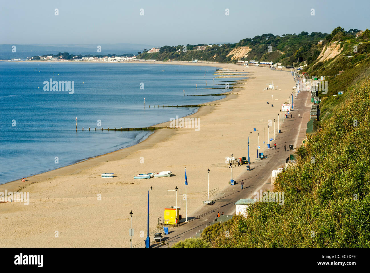 Locals and tourists at the popular holiday resort Bournemouth in East ...