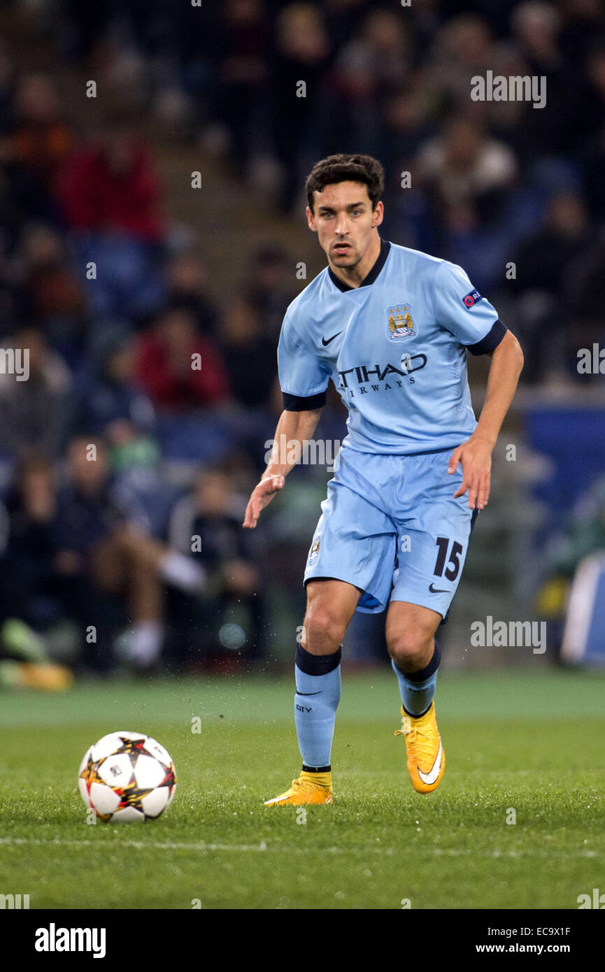 Jesus navas manchester city in hi-res stock photography and images - Alamy
