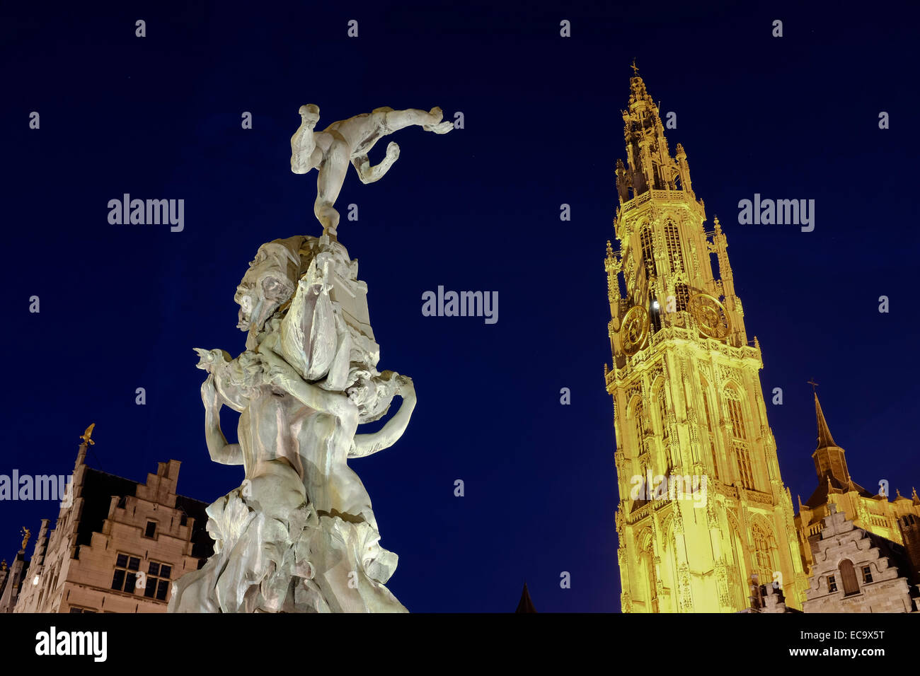 Beautiful blue hour cloud hi-res stock photography and images - Alamy