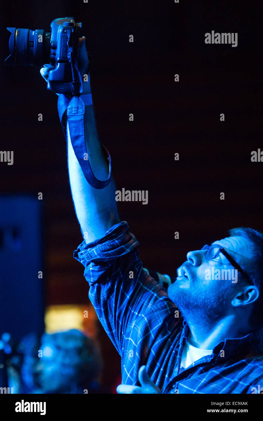 Photo pit hi-res stock photography and images - Alamy