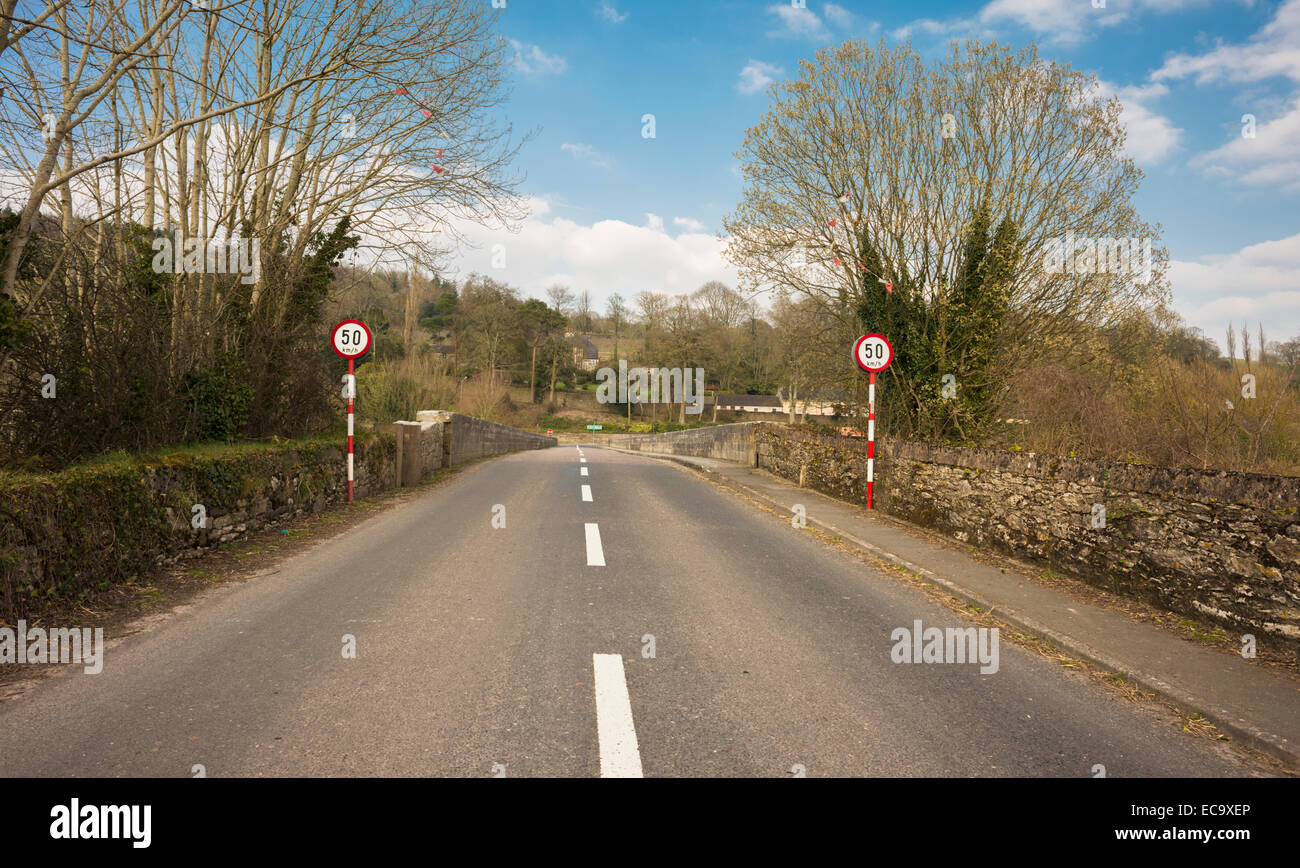 River irish speed limit sign signs 50 kph hi-res stock photography and ...