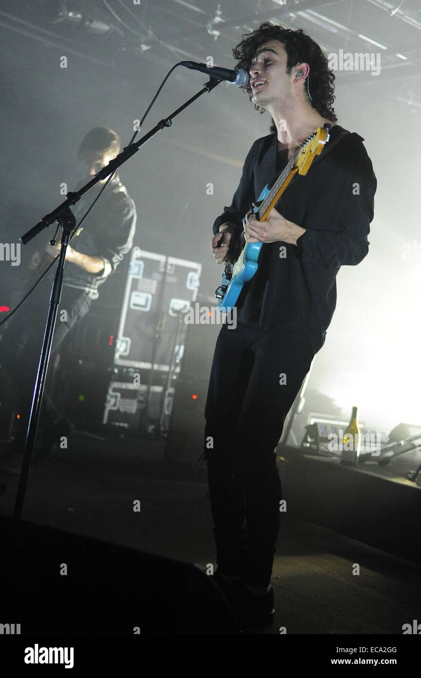 Matthew healy red carpet hi-res stock photography and images - Alamy