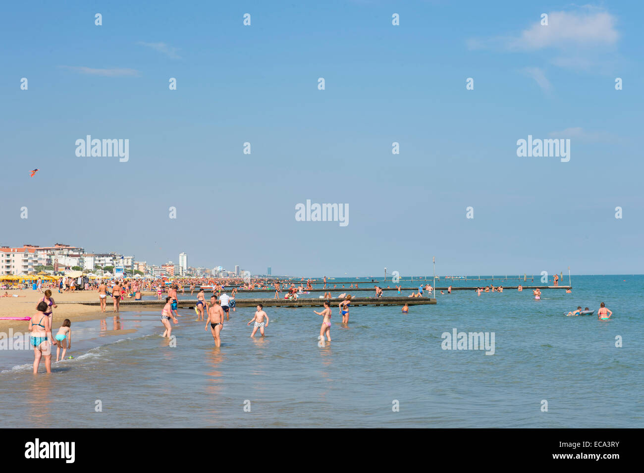 Tourists on the beach, Jesolo, Veneto, Adriatic, Italy Stock Photo - Alamy