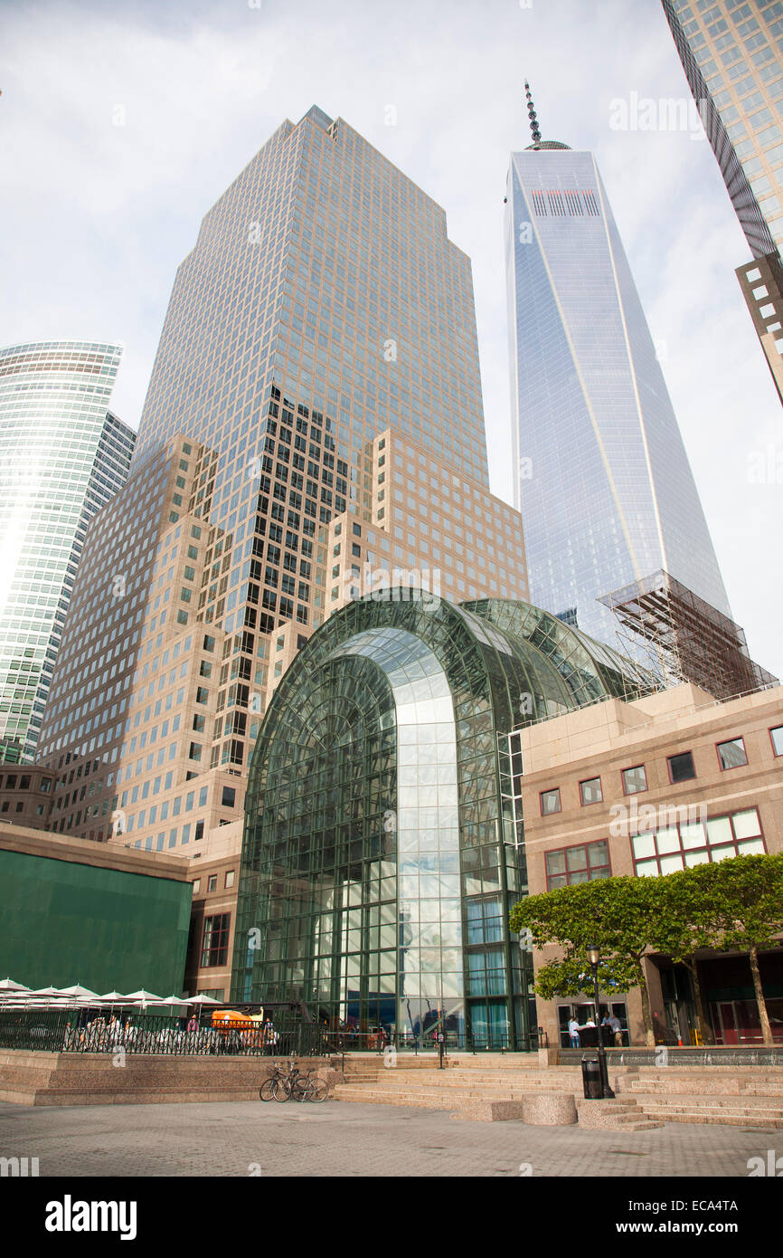 world financial center, one world trade center and skyscrapers ...
