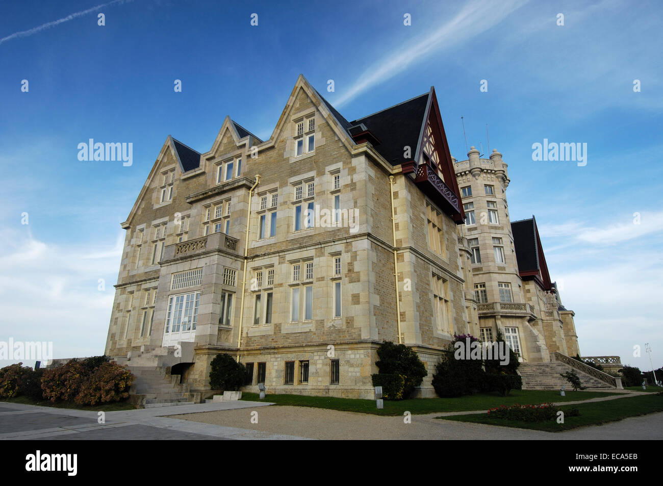 Santander university hi-res stock photography and images - Alamy
