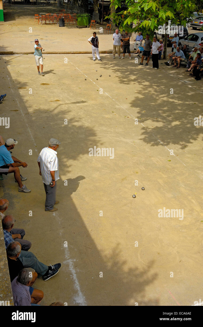 Petanque game, Valensole village, Alpes de Haute Provence, Provence ...
