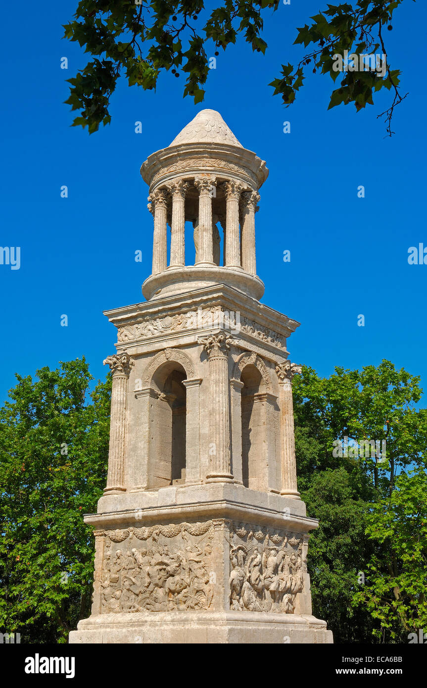 Glanum, Roman ruins, St Remy de Provence, Provence-Alpes-Cote-d'Azur ...