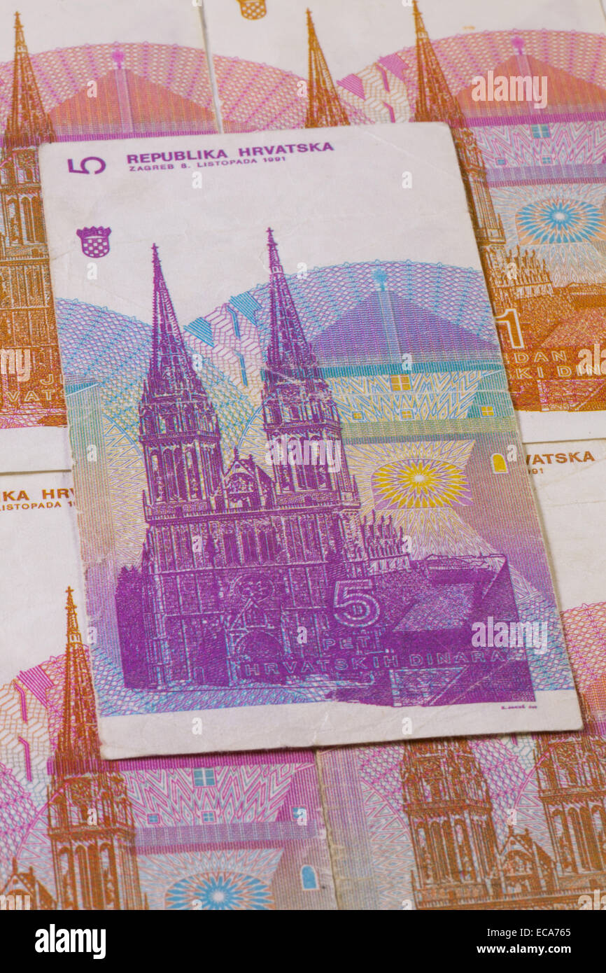 Different Kuna banknotes from Croatia on the table Stock Photo - Alamy