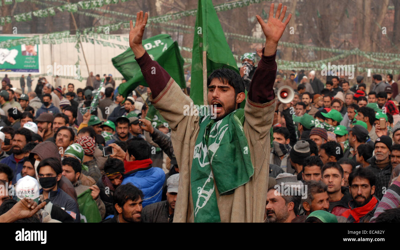 Pdp party hi-res stock photography and images - Alamy