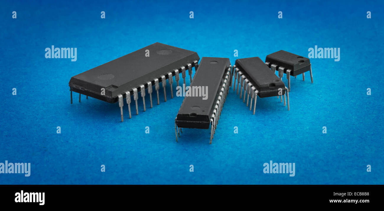 Connection circuits hi-res stock photography and images - Alamy