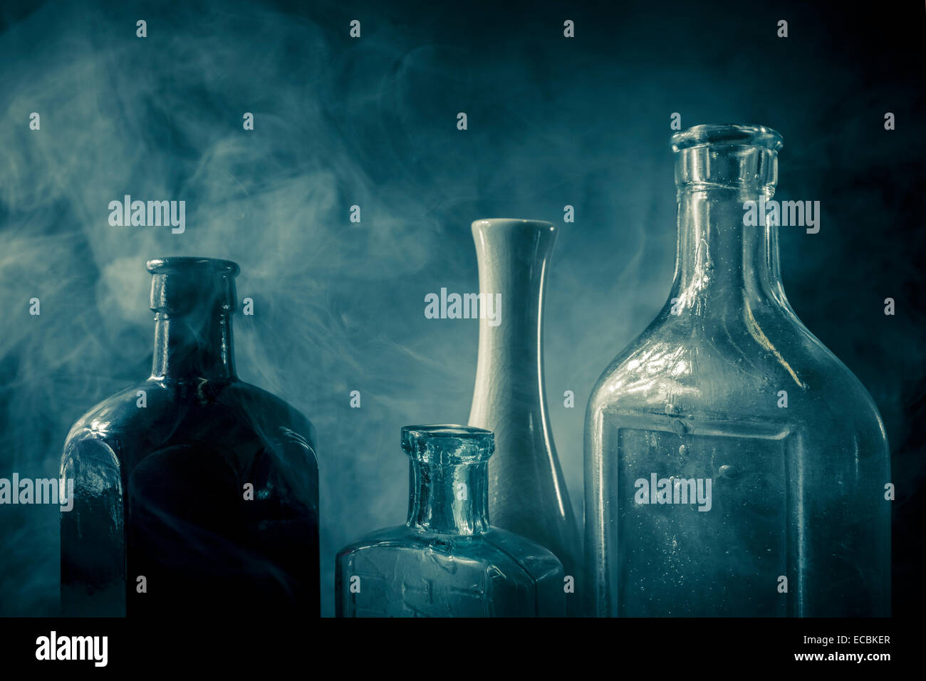 Old glass bottles hi-res stock photography and images - Alamy