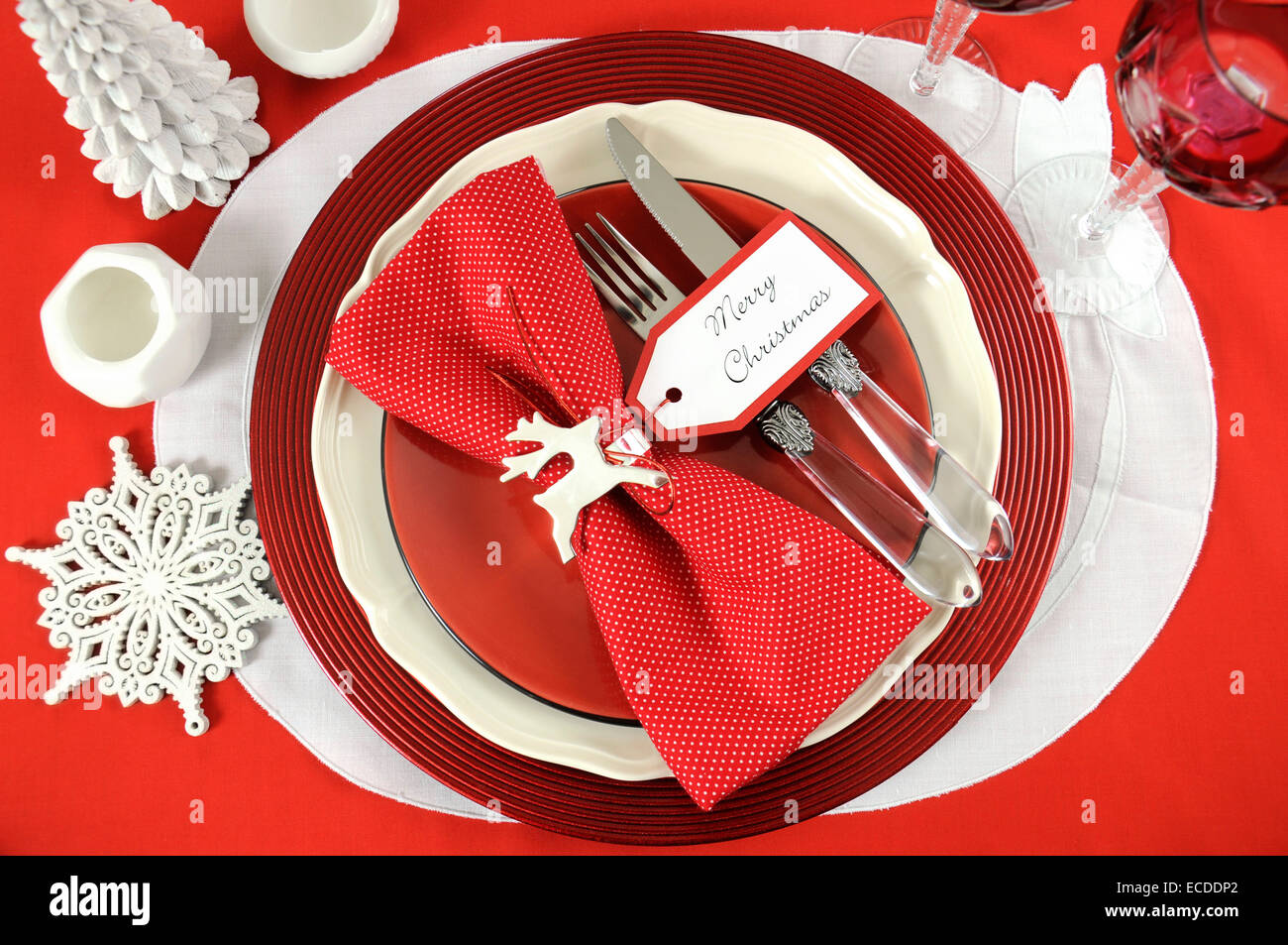 Noel table hi-res stock photography and images - Alamy