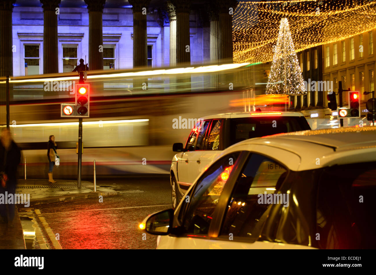 Corner of Ingram Street and the Gallery of Modern Art building ...