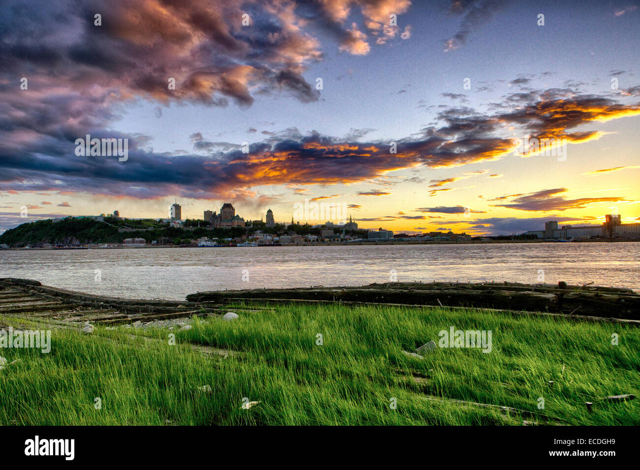 Quebec sunset hi-res stock photography and images - Alamy
