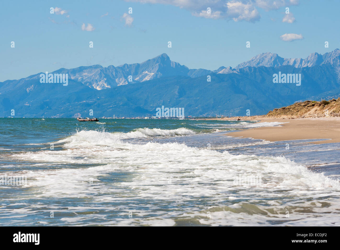 Tuscany deserted sand beach and mountains landscape, Italy Stock Photo ...