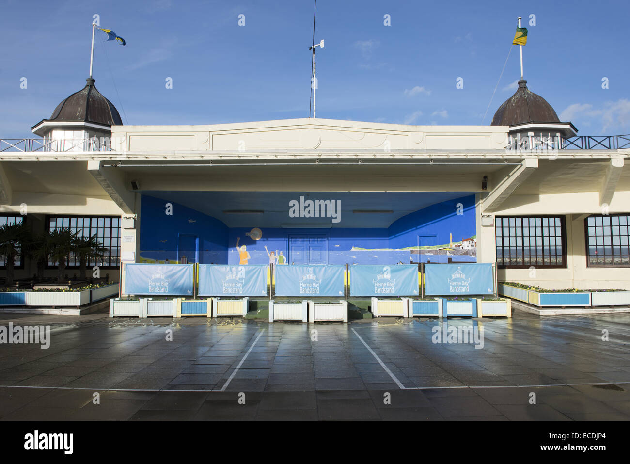 Central Band Stand with Art Deco frontage, at Herne Bay, Kent, England ...