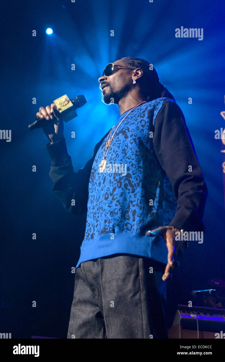 Snoop Dogg performs live in concert at the O2 Academy Featuring: Snoop ...
