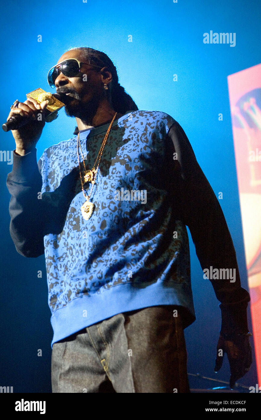 Snoop Dogg performs live in concert at the O2 Academy Featuring: Snoop ...