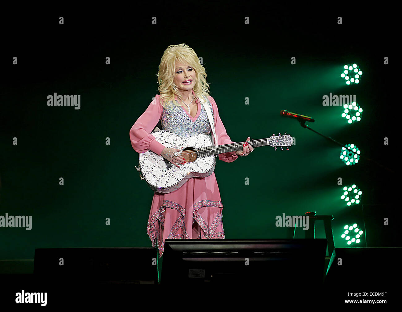 Dolly Parton performing live on stage on the first night of her UK tour ...