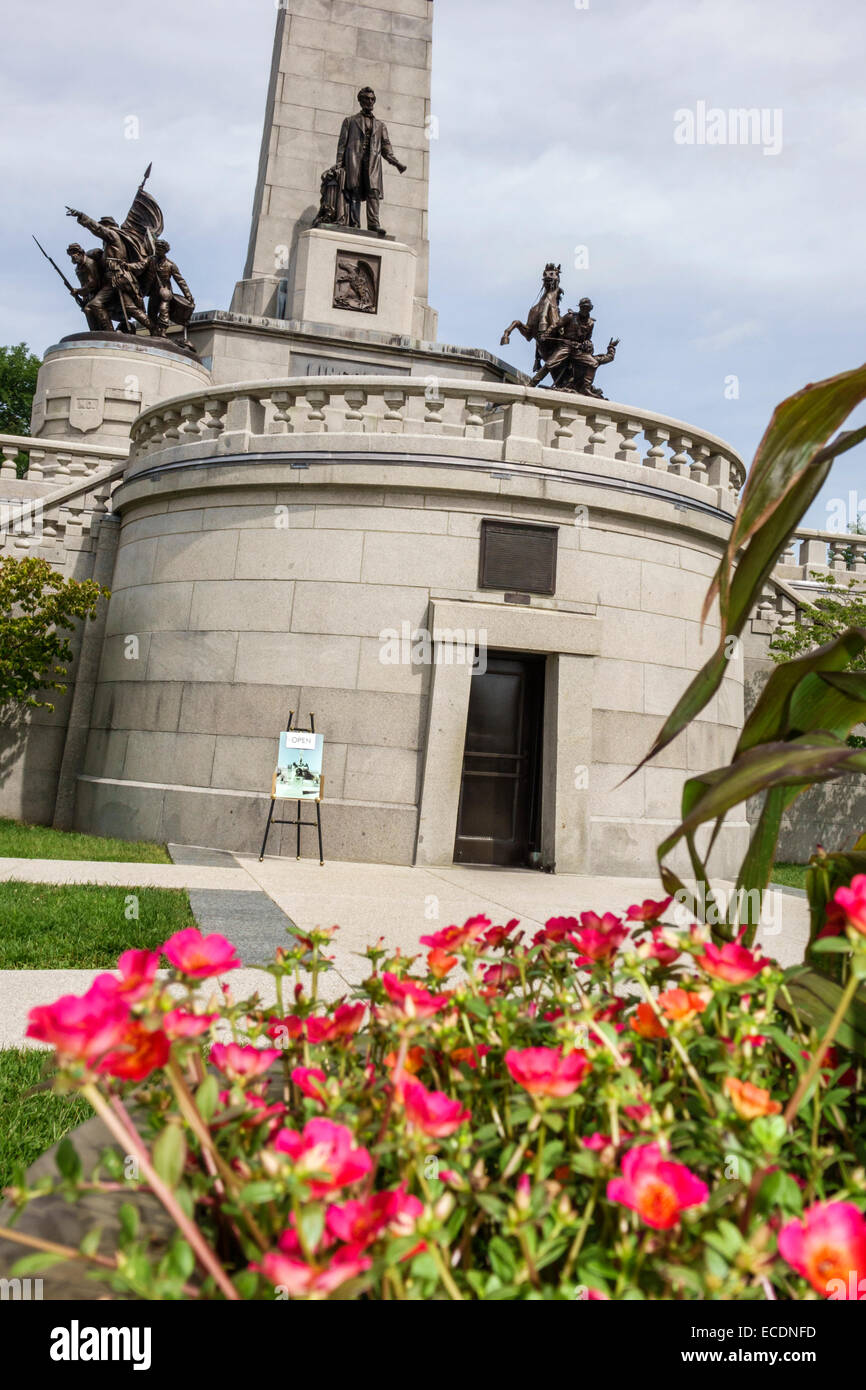 Springfield Illinois,Oak Ridge Cemetery,Abraham Lincoln Tomb and War ...