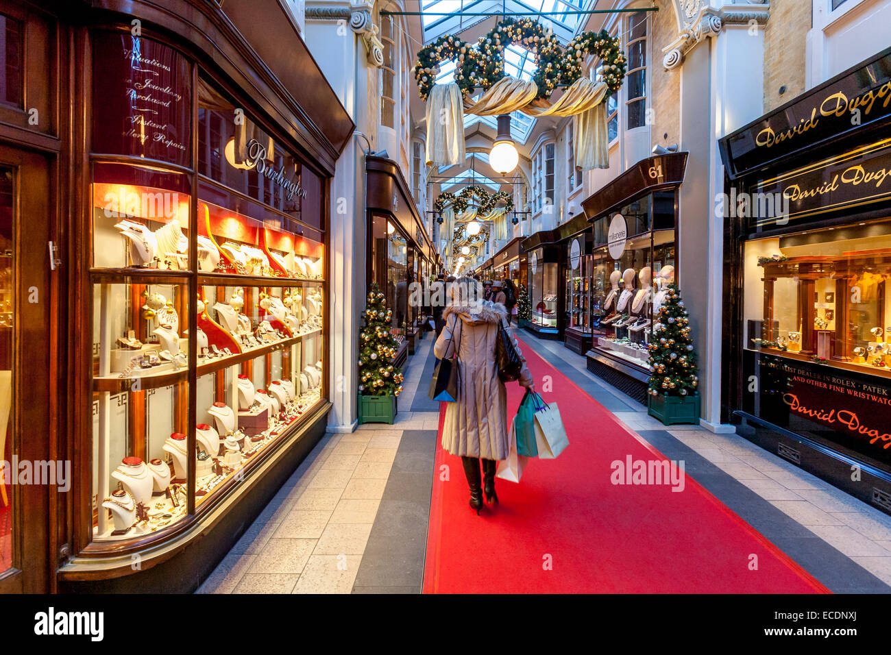 British shopping arcade hi-res stock photography and images - Alamy