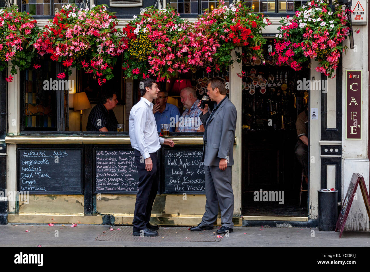 People Drinking Outside A Pub, London, England Stock Photo - Alamy