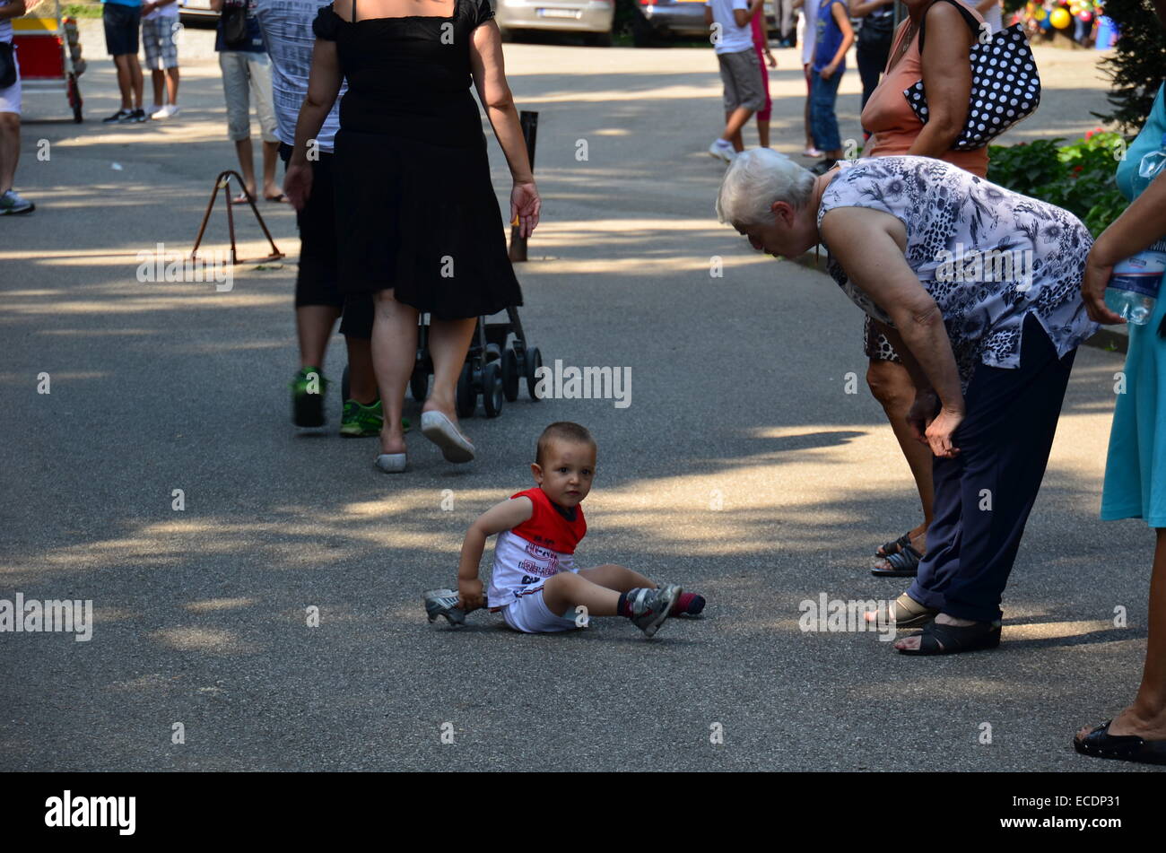 Child doesn't want to walk Stock Photo - Alamy