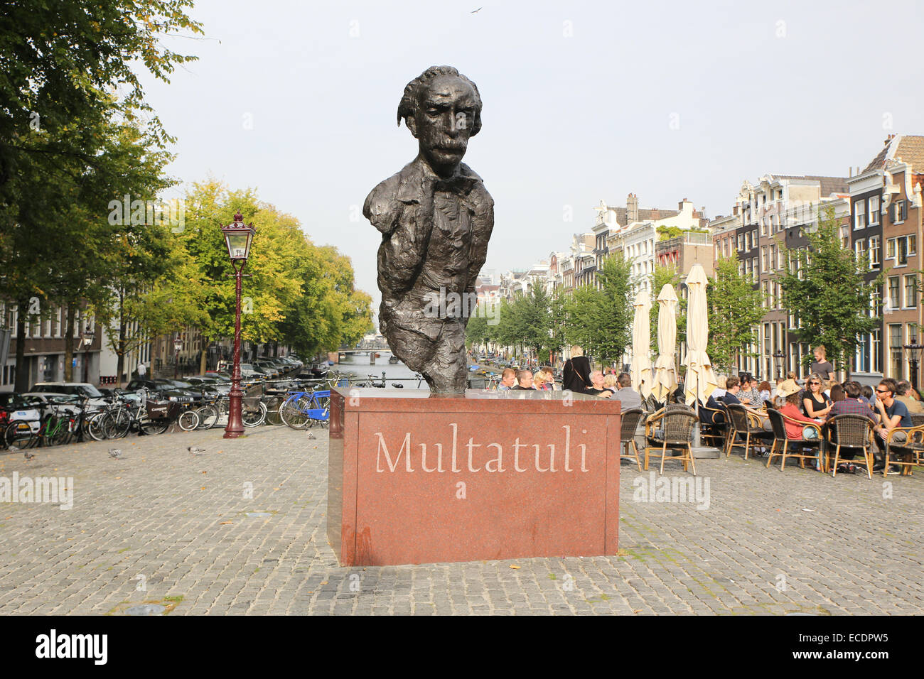 amsterdam multatuli statue Stock Photo - Alamy