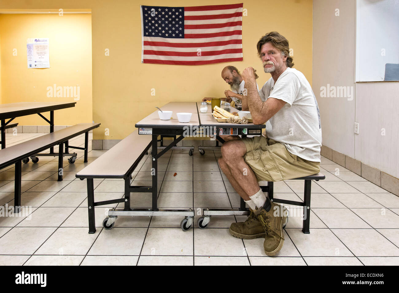 Homeless youth panhandling hi-res stock photography and images - Alamy