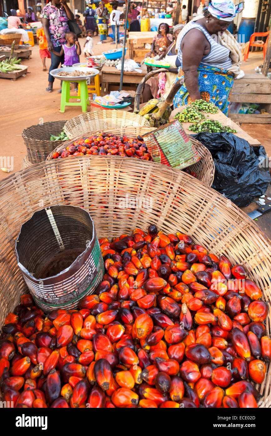 Accra ghana market hi-res stock photography and images - Alamy