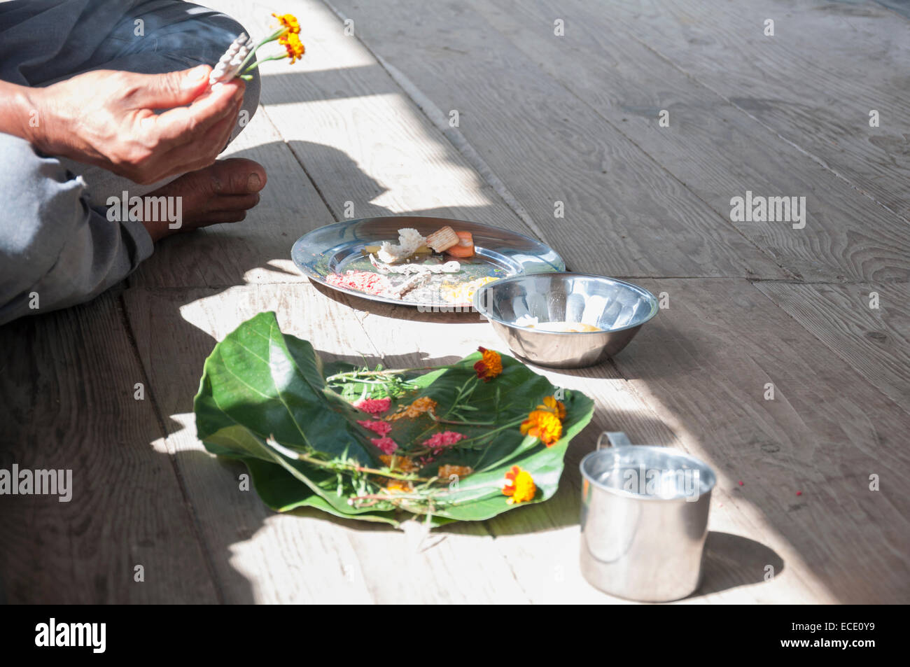 Sacrificial plate hi-res stock photography and images - Alamy