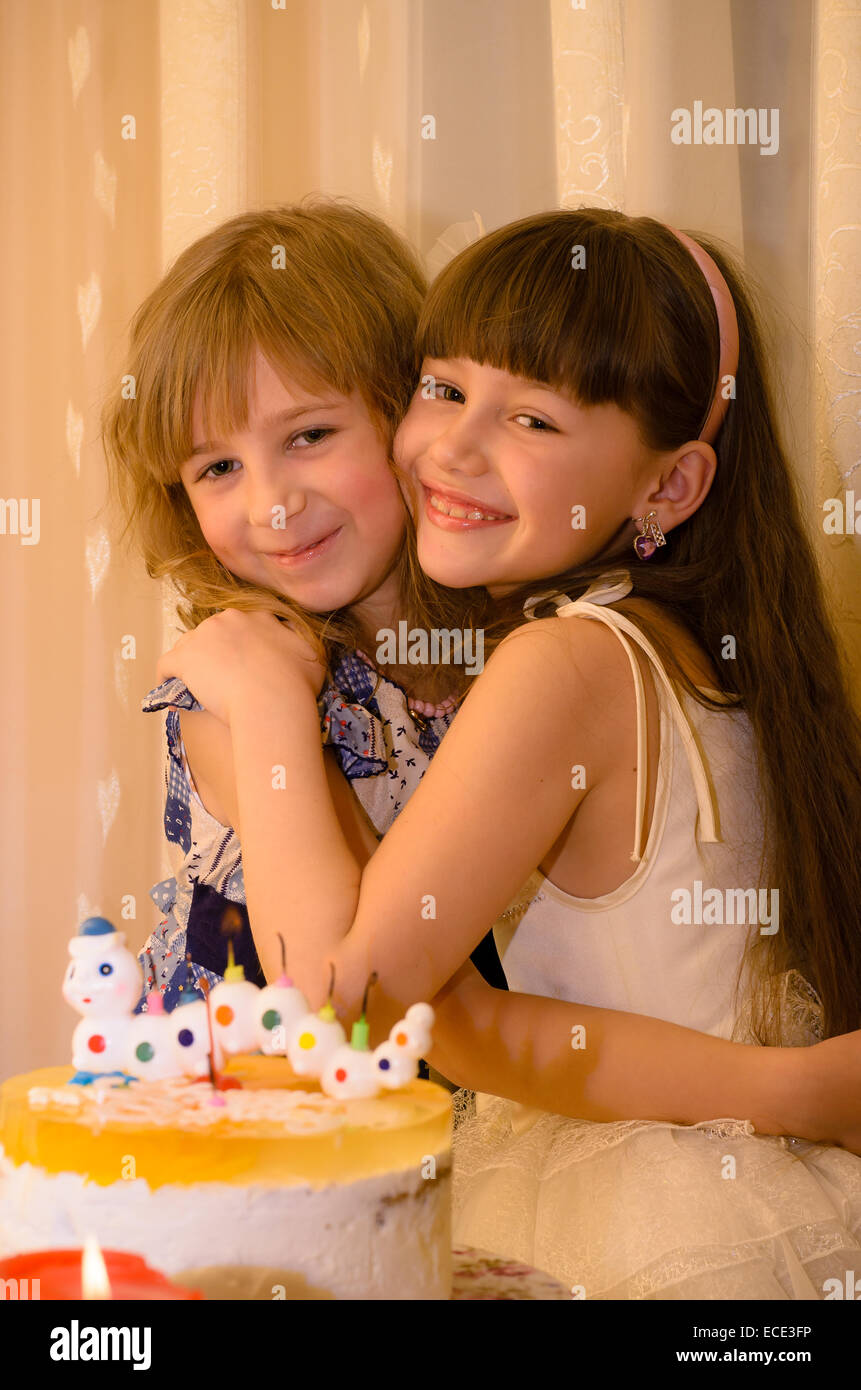 Two girls hugging hi-res stock photography and images - Alamy