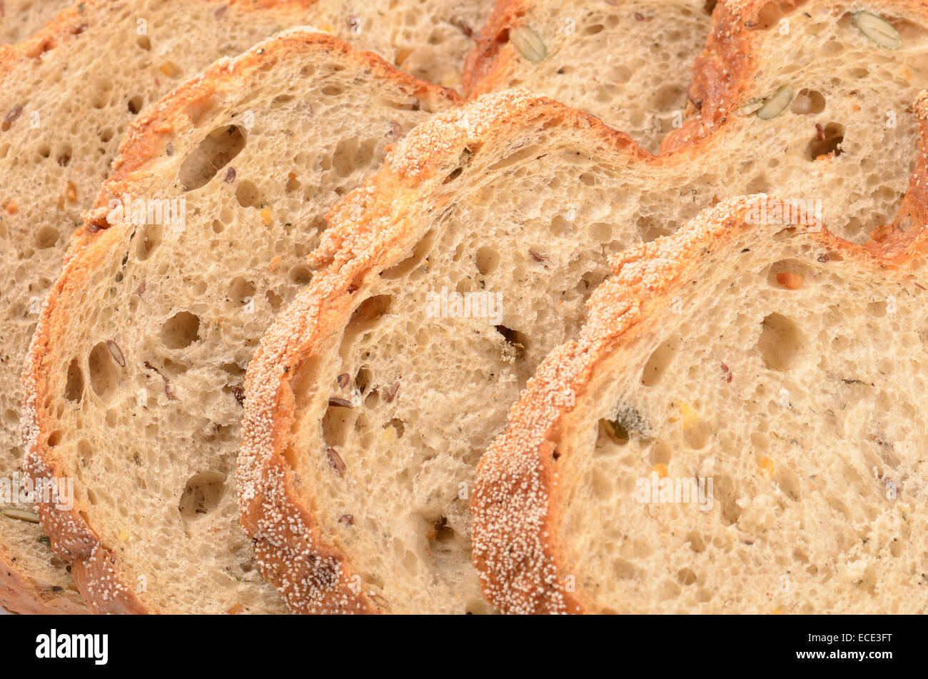 close up sliced loaf of bread Stock Photo - Alamy