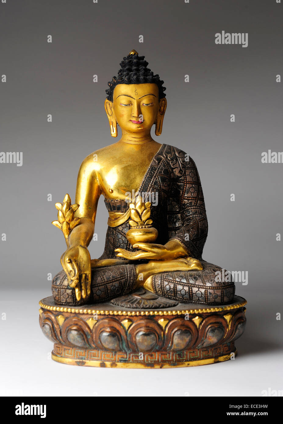 Medicine buddha hi-res stock photography and images - Alamy
