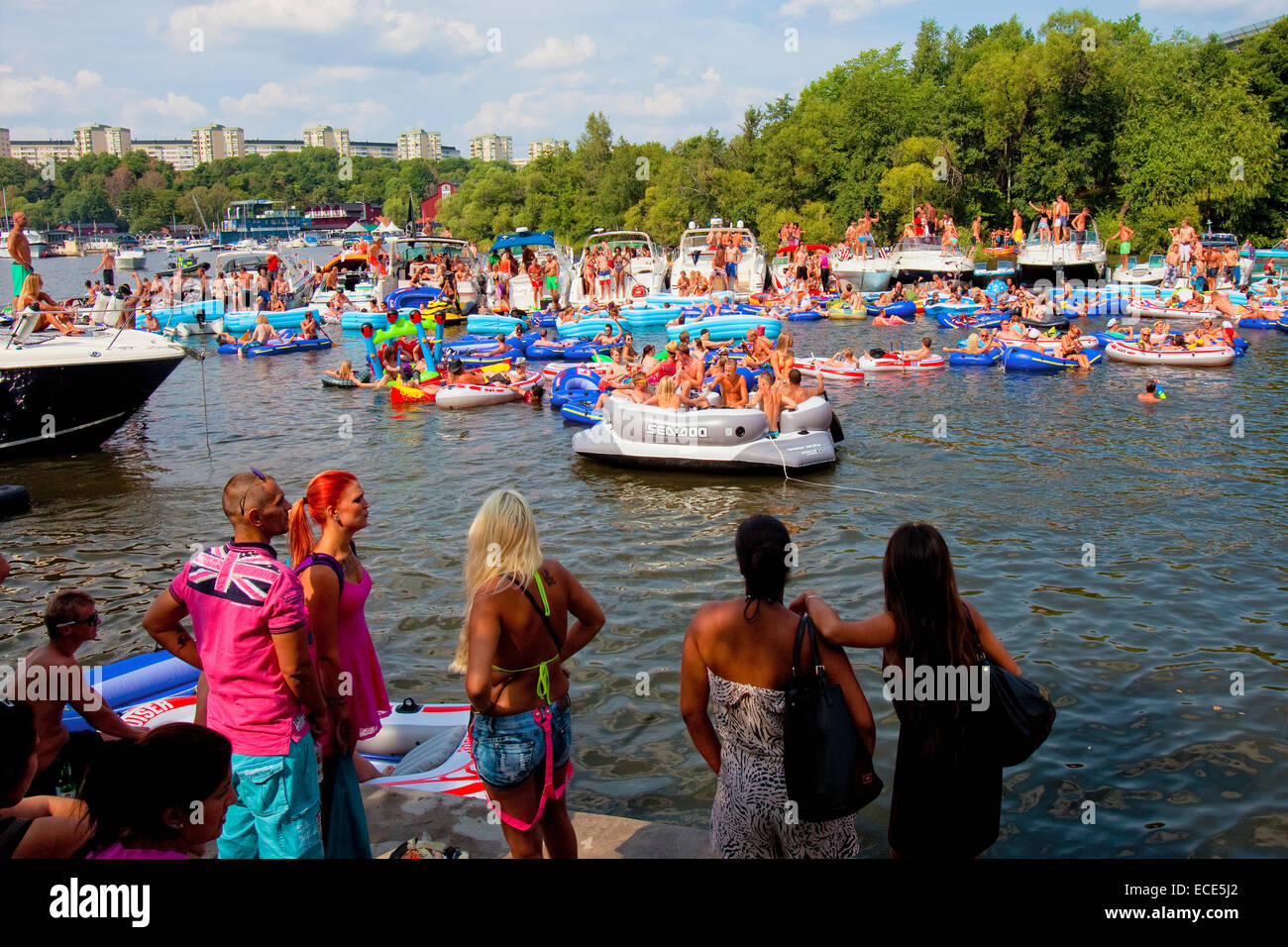 Sweden, Stockholm - Boat Party at Hornsbergs Strandpark in Summer Stock ...
