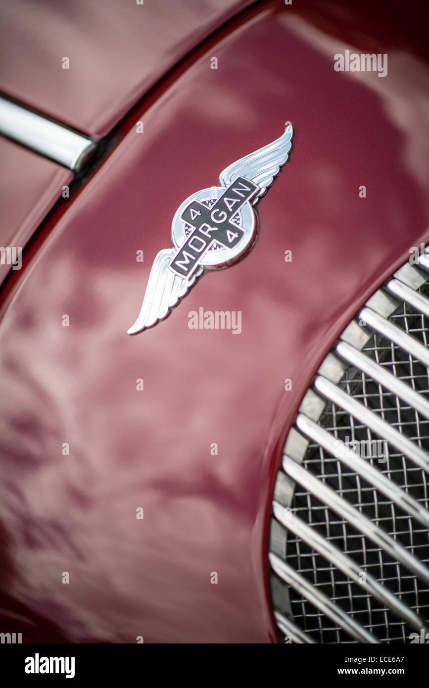 Morgan 44 bonnet badge hi-res stock photography and images - Alamy
