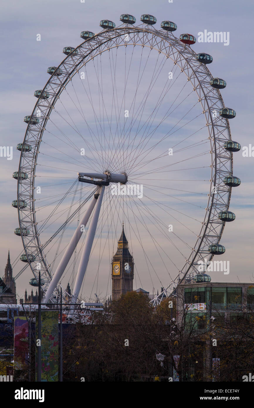 Scene from Waterloo Bridge Stock Photo - Alamy