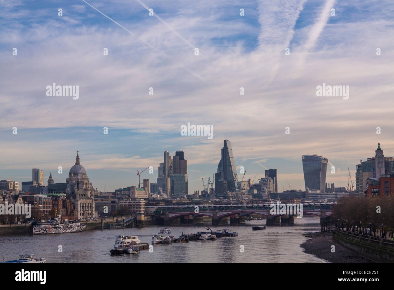 Scene from Waterloo Bridge Stock Photo - Alamy