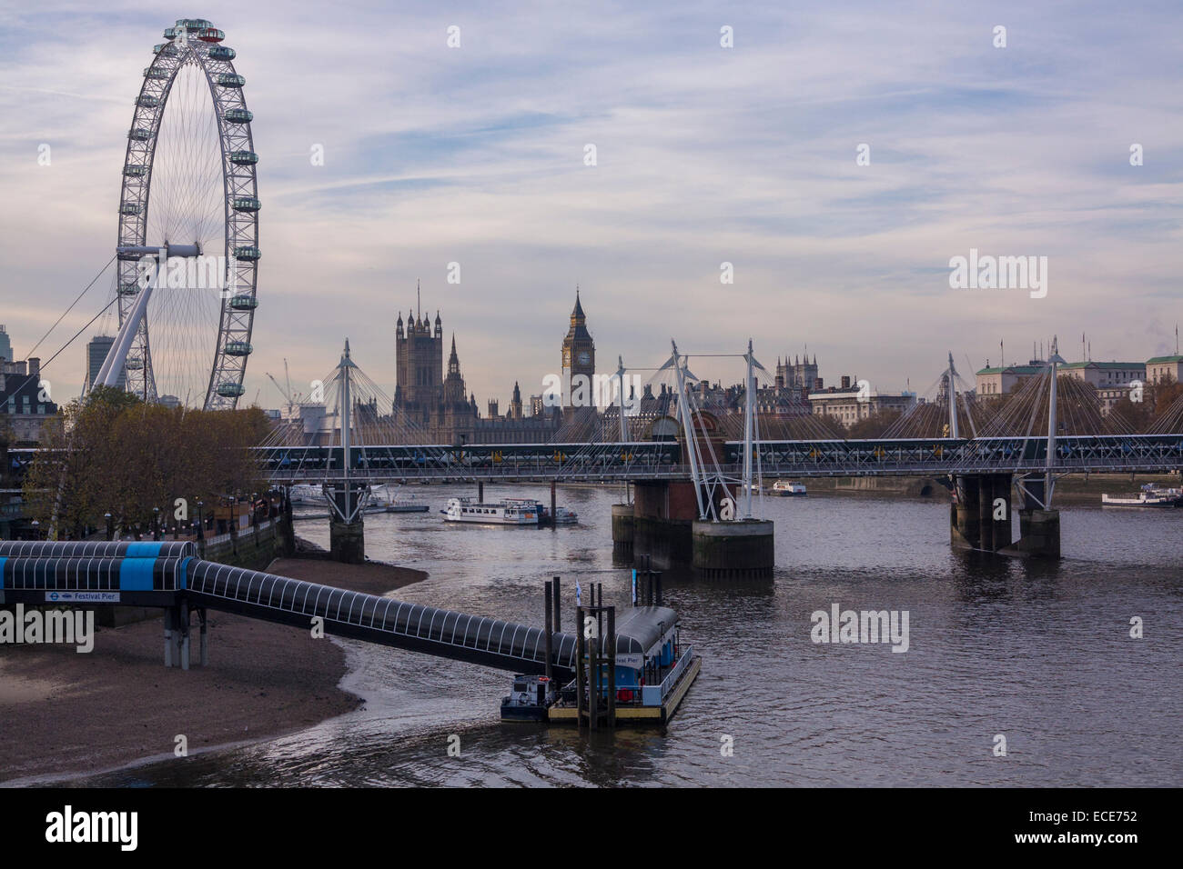 Scene from Waterloo Bridge Stock Photo - Alamy