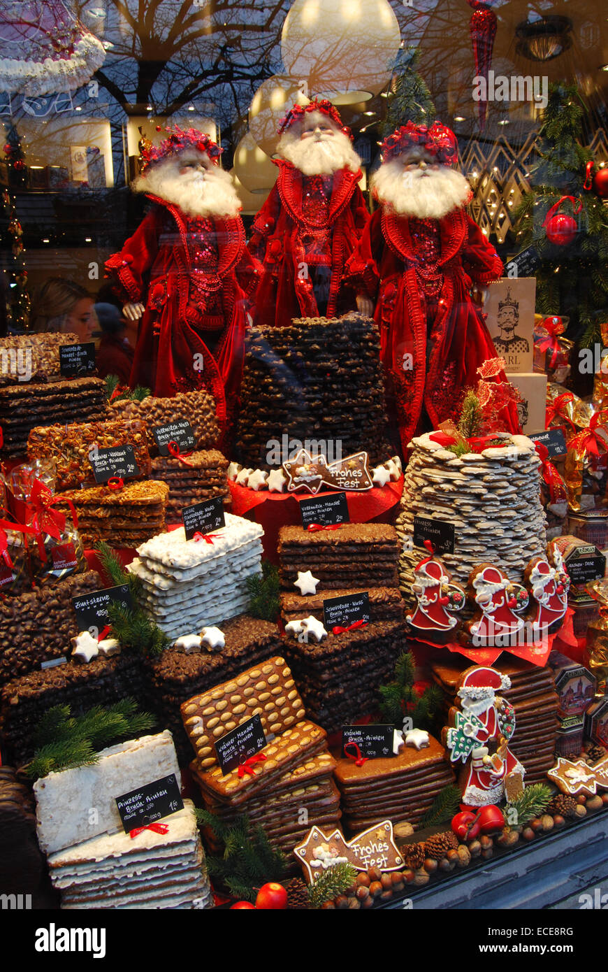 German christmas puppet hi-res stock photography and images - Alamy