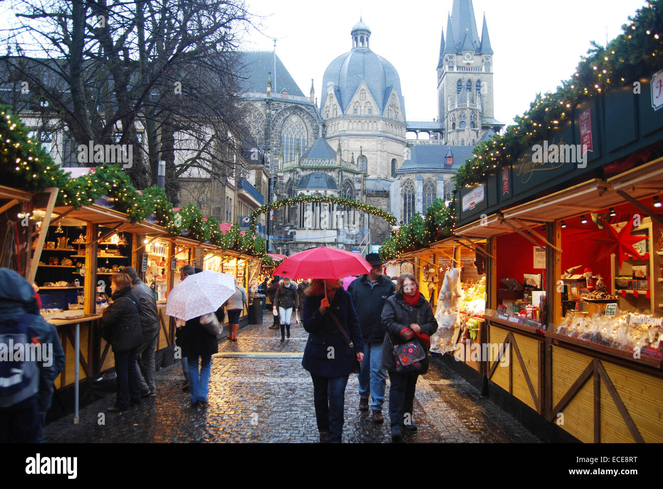 Traditional Christmas market, Aachen Germany Stock Photo - Alamy