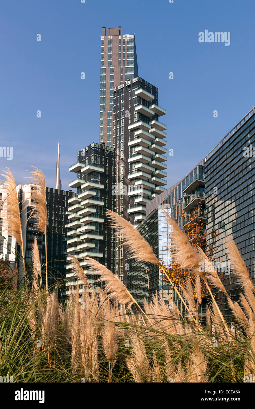 Milan houses italy hi-res stock photography and images - Alamy