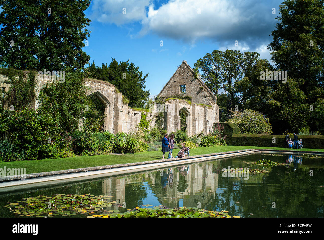 Fish pond hi-res stock photography and images - Alamy
